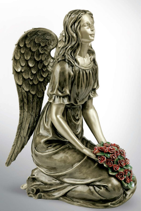 Anioł z kwiatami klęczący | Nagrobki Art of Stone